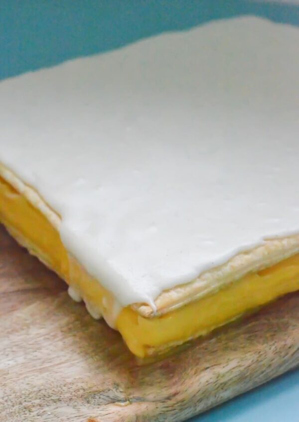 Vanilla Custard Slice Recipe - The Cooking Collective
