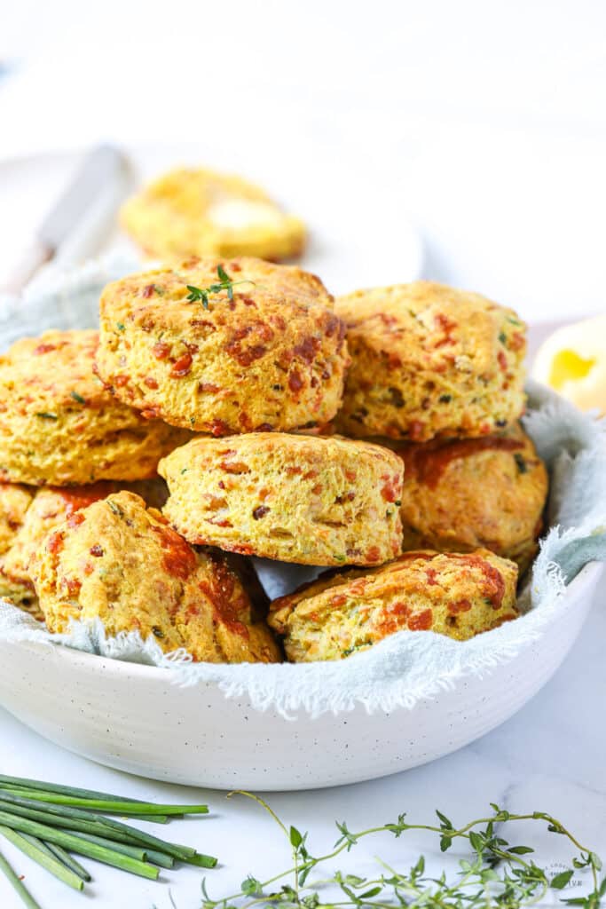 Easy Savoury Scones with Cheese, Bacon and Chives