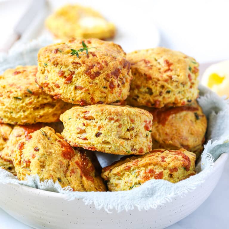 Easy Savoury Scones with Cheese, Bacon and Chives