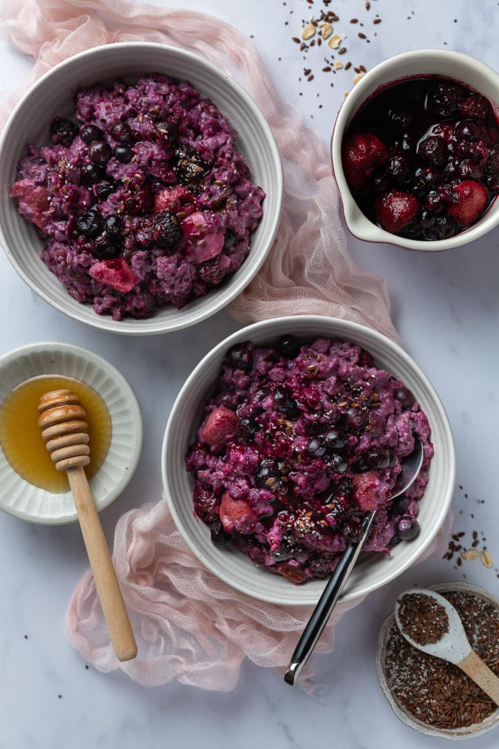 Quick Berry Porridge - The Cooking Collective